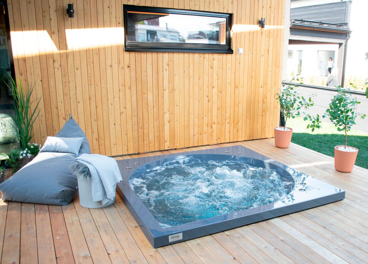 FINNISCHES DESIGN: Drop Design Pool | schwimmbad.de